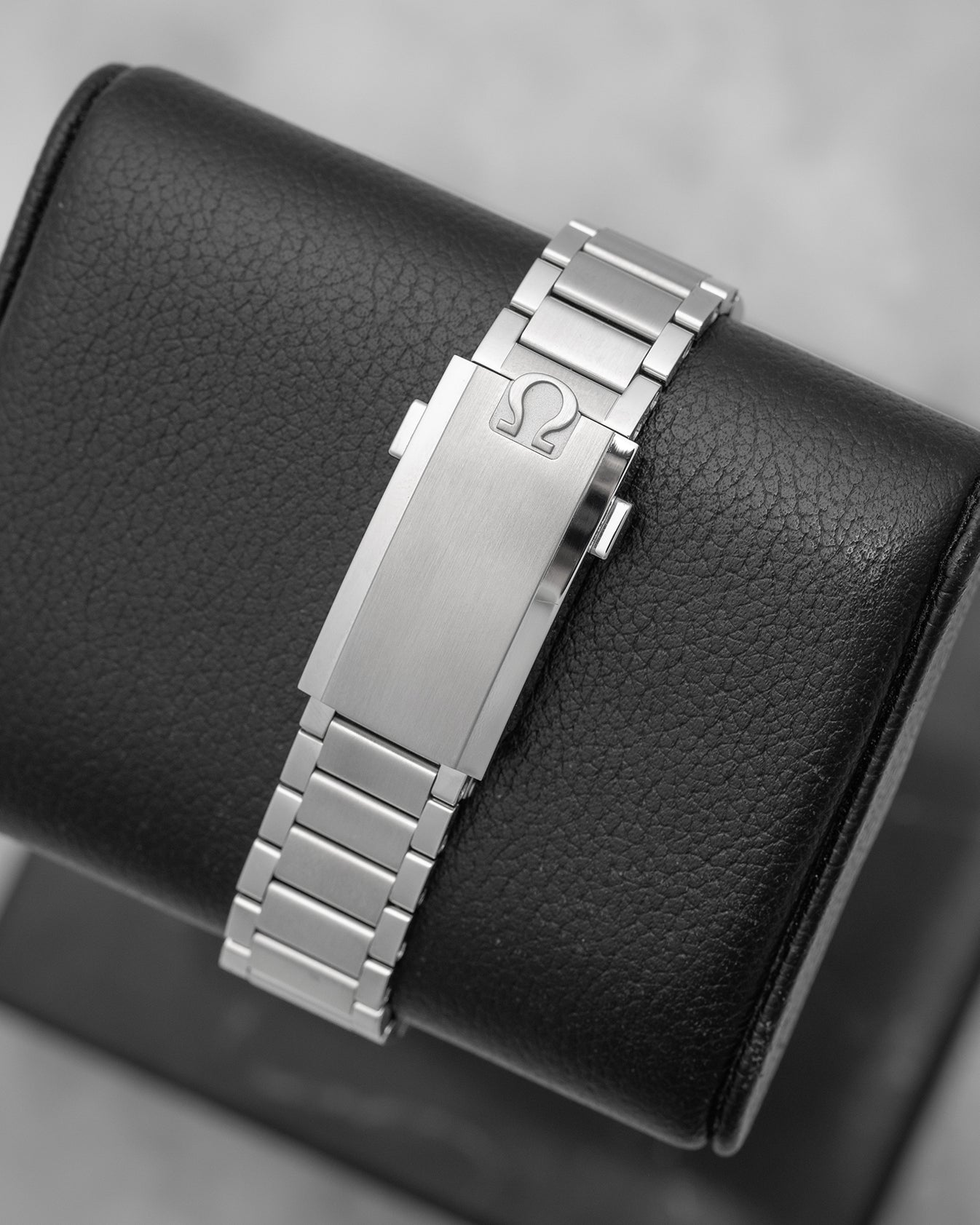 Omega Speedmaster "First OMEGA in Space" – Noah's Fine Watches & Jewelry